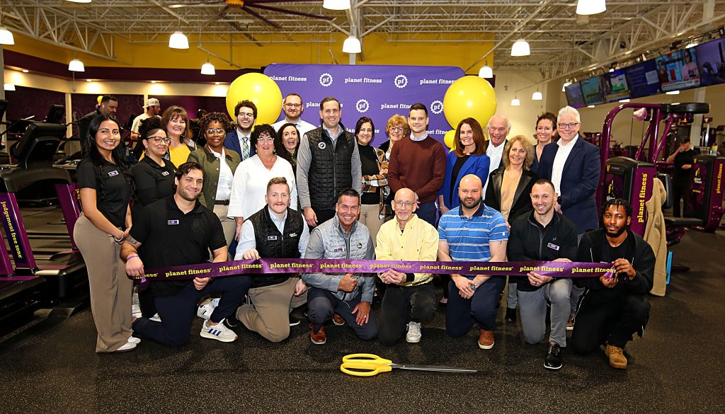 Planet Fitness Celebrates Over Two Decades in Orange - Amity Chamber of ...